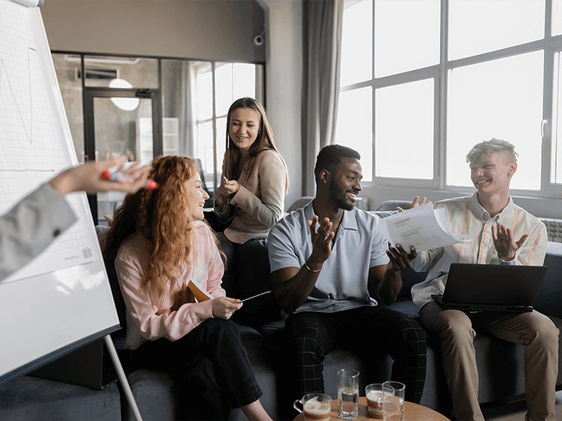 Improving Informal Employee Recognition: How to Do It? - Inputkit